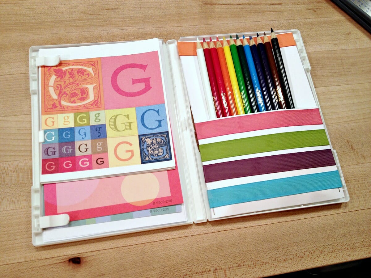 How to Make a Travel Art Kit from a DVD Case